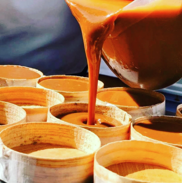 Dulce De Leche Handmade Mexican Cajeta in Wood Box - Casa Tomatal